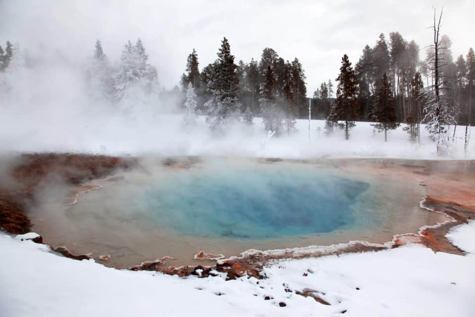 ULTIMATE Planning a Trip to Yellowstone Travel Tips - Wandermust Family